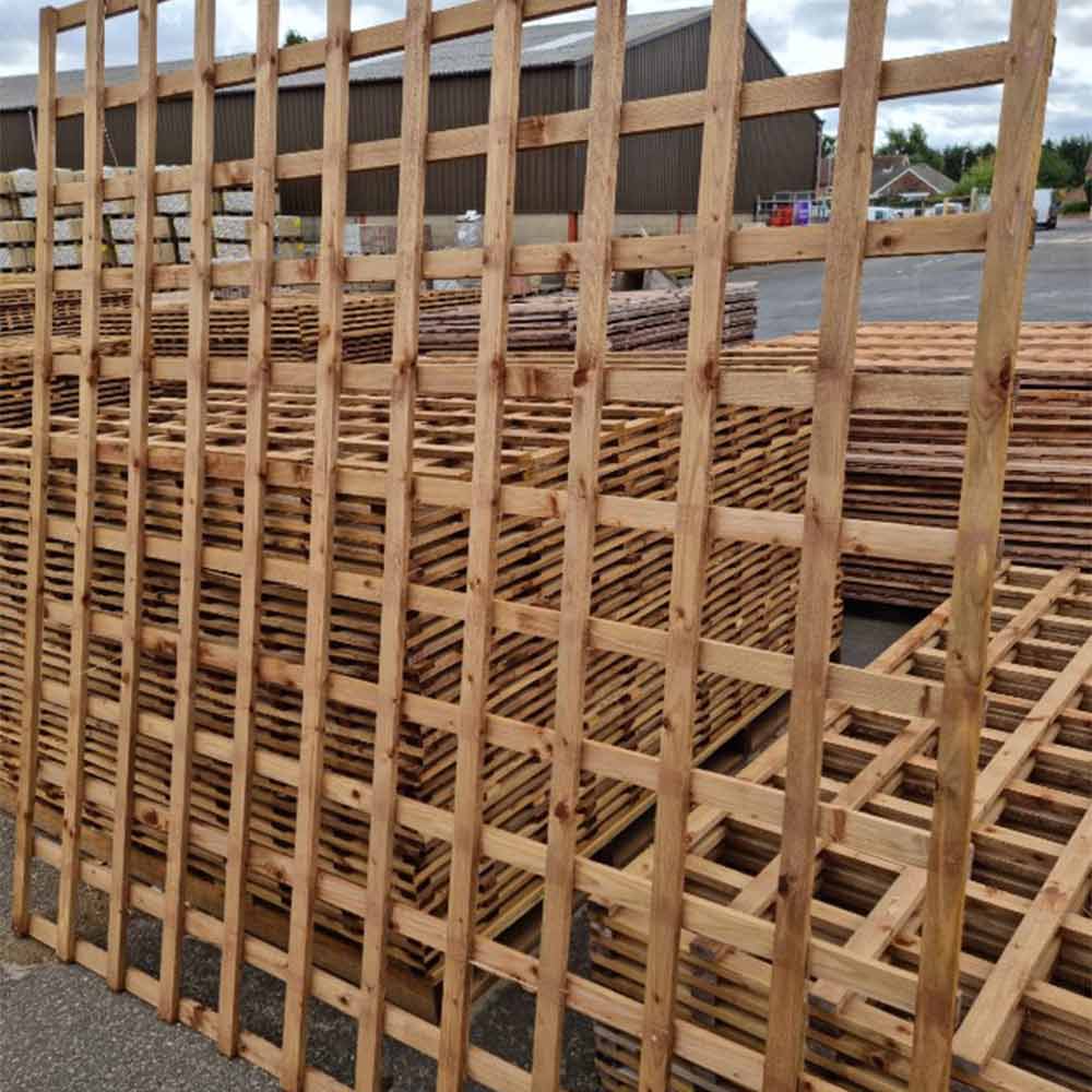 Tufts Standard Square Trellis Panel